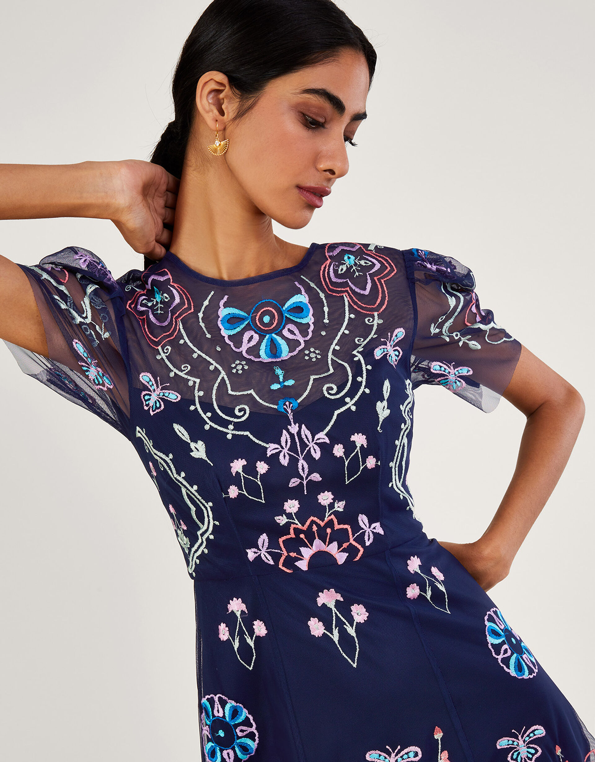 Leor Embroidered Midi Dress in Recycled Polyester Blue